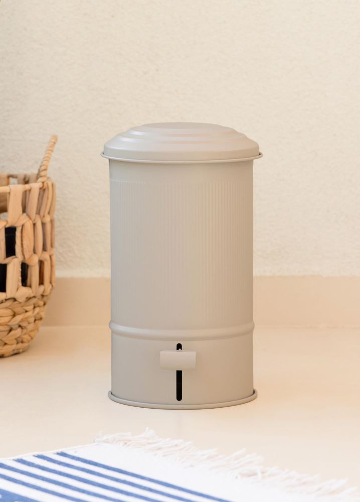 Stripe Kitchen and Bathroom Trash Can Beige 5 Lt.