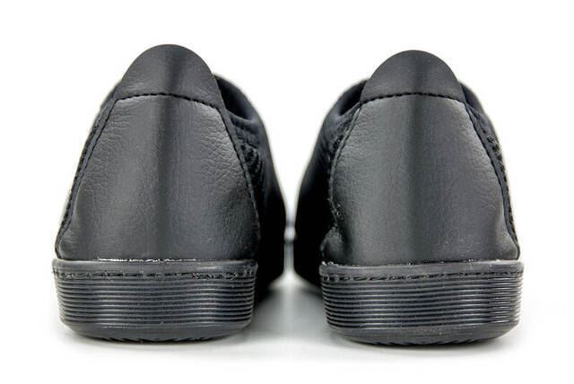 Hajj Umrah Sports Shoes Black.