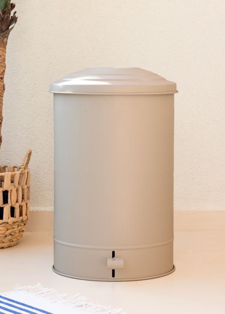 Stripe Kitchen Trash Can Beige 37 Lt.