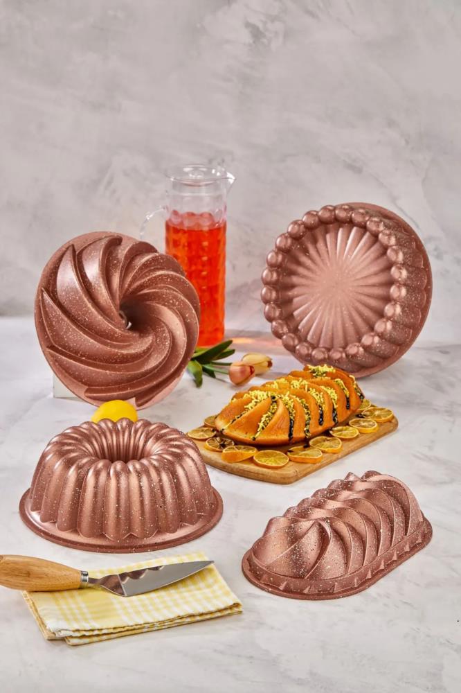 Esta Casting Granite 4 Piece Cake Mold Set Pink.