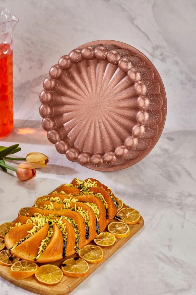 Esta Casting Granite 4 Piece Cake Mold Set Pink.