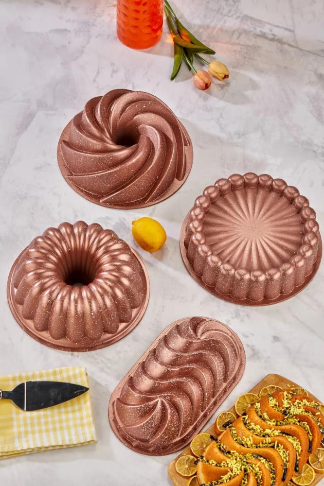 Esta Casting Granite 4 Piece Cake Mold Set Pink.