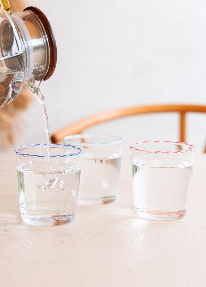 Borosilicate Water Glass Red 320 ml BRD0130.