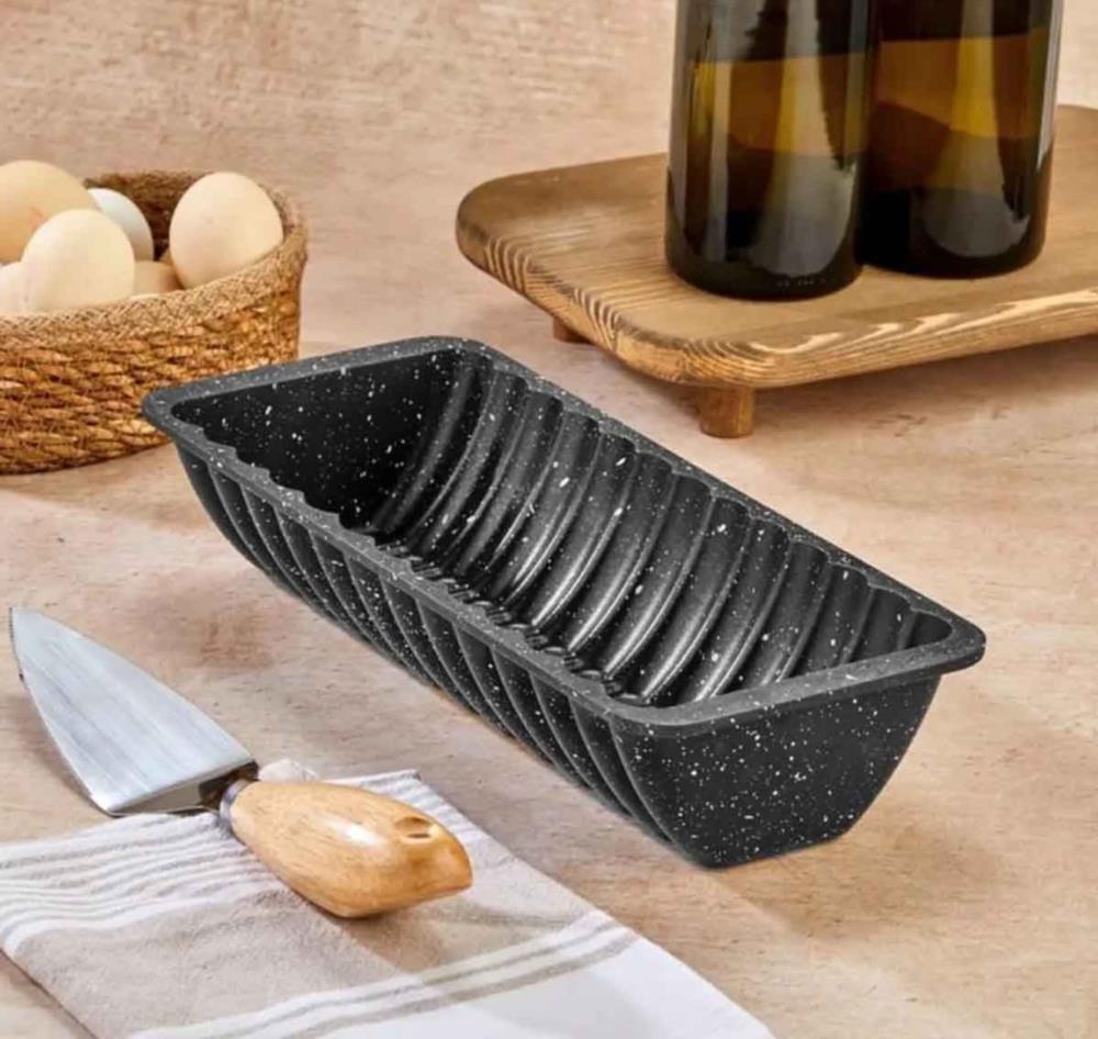 Esta Asian Granite 26cm Cake Mold Black.