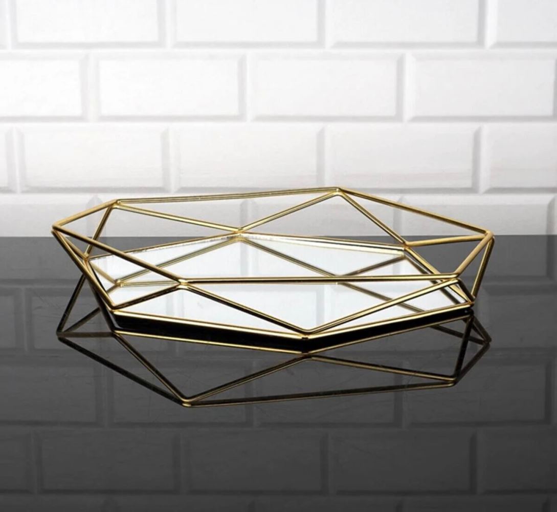 Leila Home Prism Mirrored Presentation Tray Gold 34x30cm.
