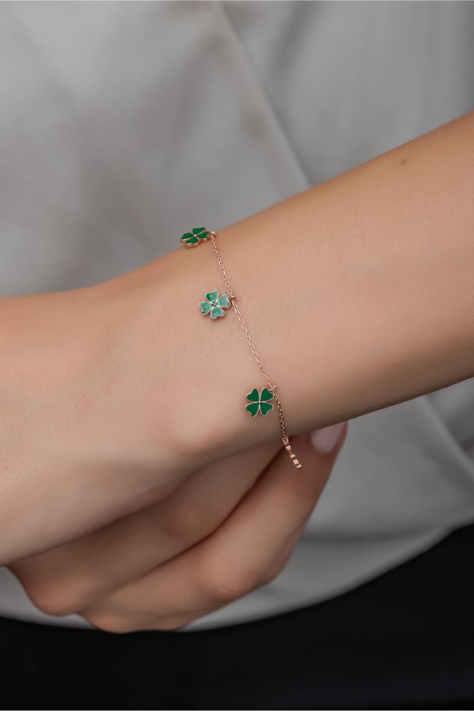 mine hayaloglu hayaloğlu